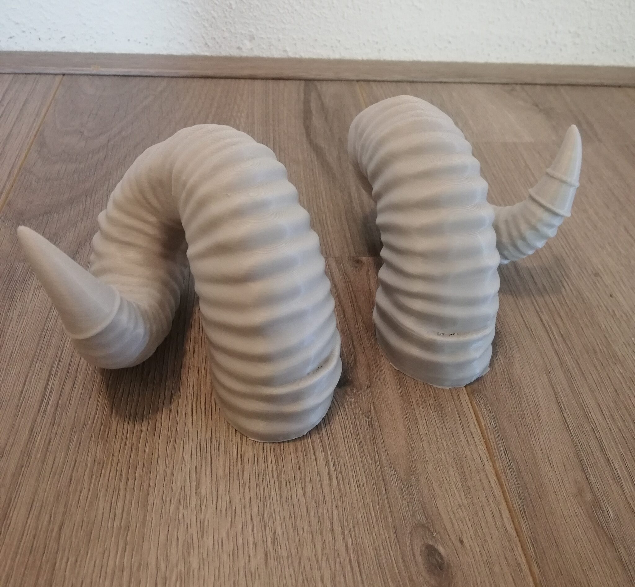 Small tiefling horns – Willow Creative